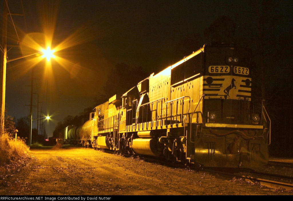 NS SD60 #6622 on NS 13G northbound train